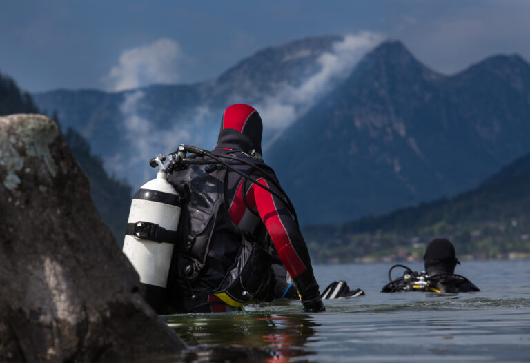 PADI Altitude Diver - Diving Into Swiss Lakes