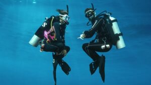 PADI Deep Diver vs. Advanced Open Water Diver