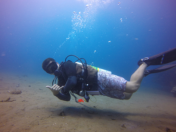 A Day in the Life of a PADI Divemaster – Harnold Callora
