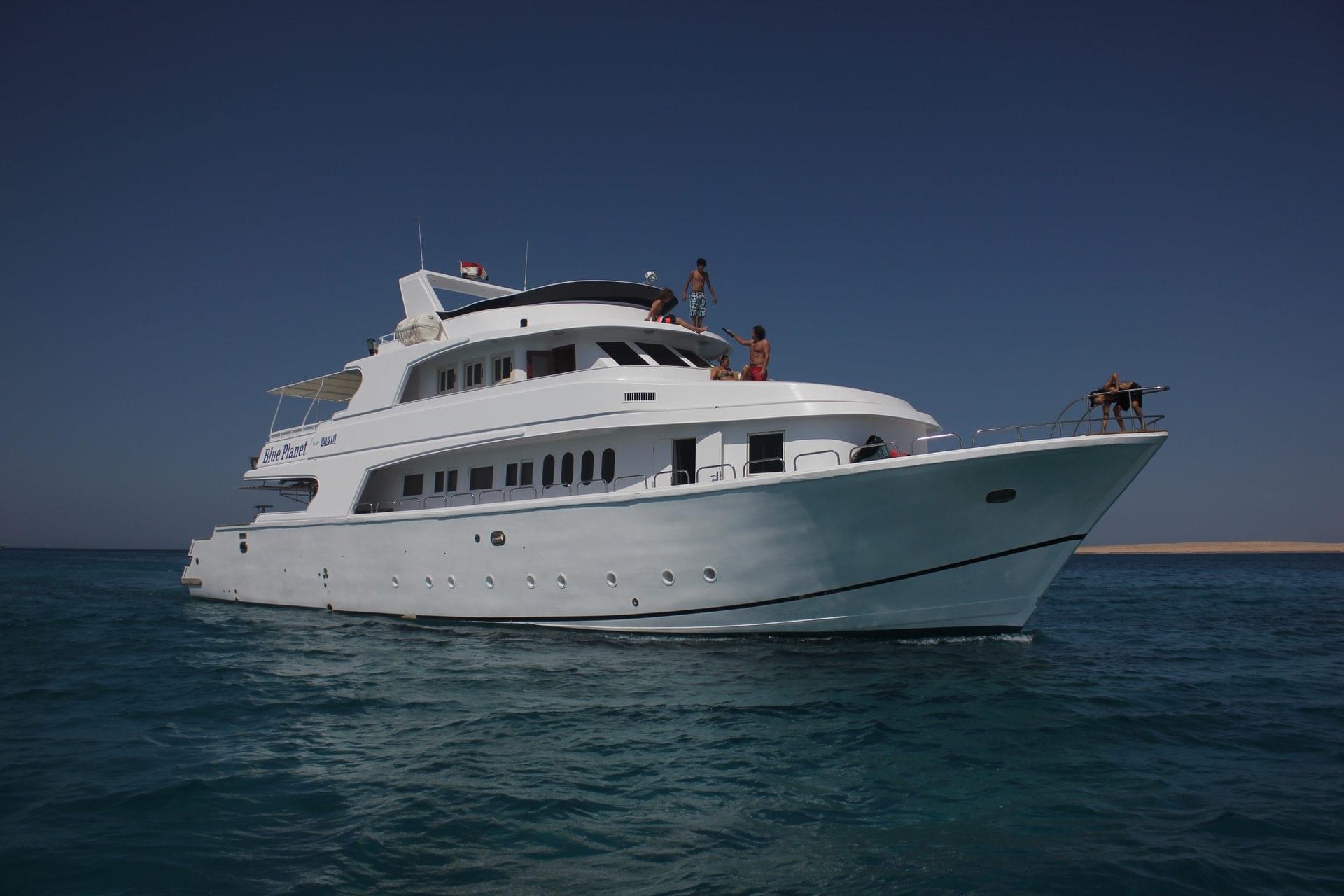 Budget-Friendly Liveaboard - The World's Best Dive Boats