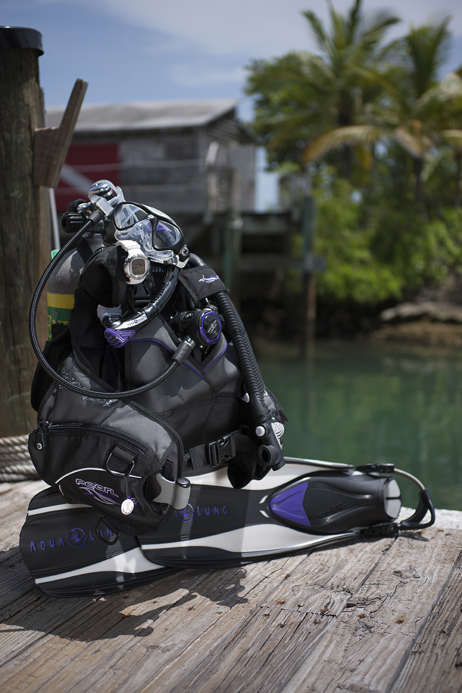 Female-Friendly Dive Gear