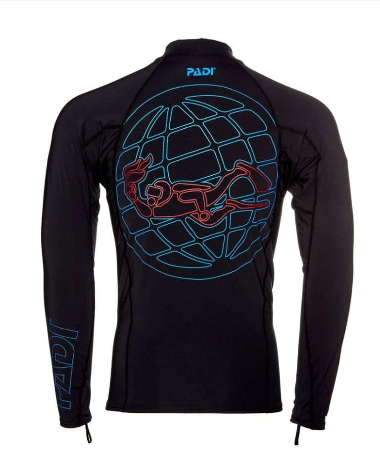 Top 5 Ways Divers Can Go Plastic-Free on Dive Boats