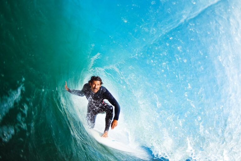 Understanding the Differences Between Surfing and Scuba Diving Wetsuits