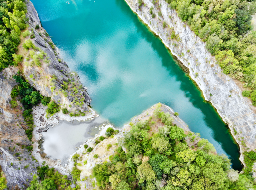 Top 5 Quarries and Lakes for Scuba Diving in Belgium