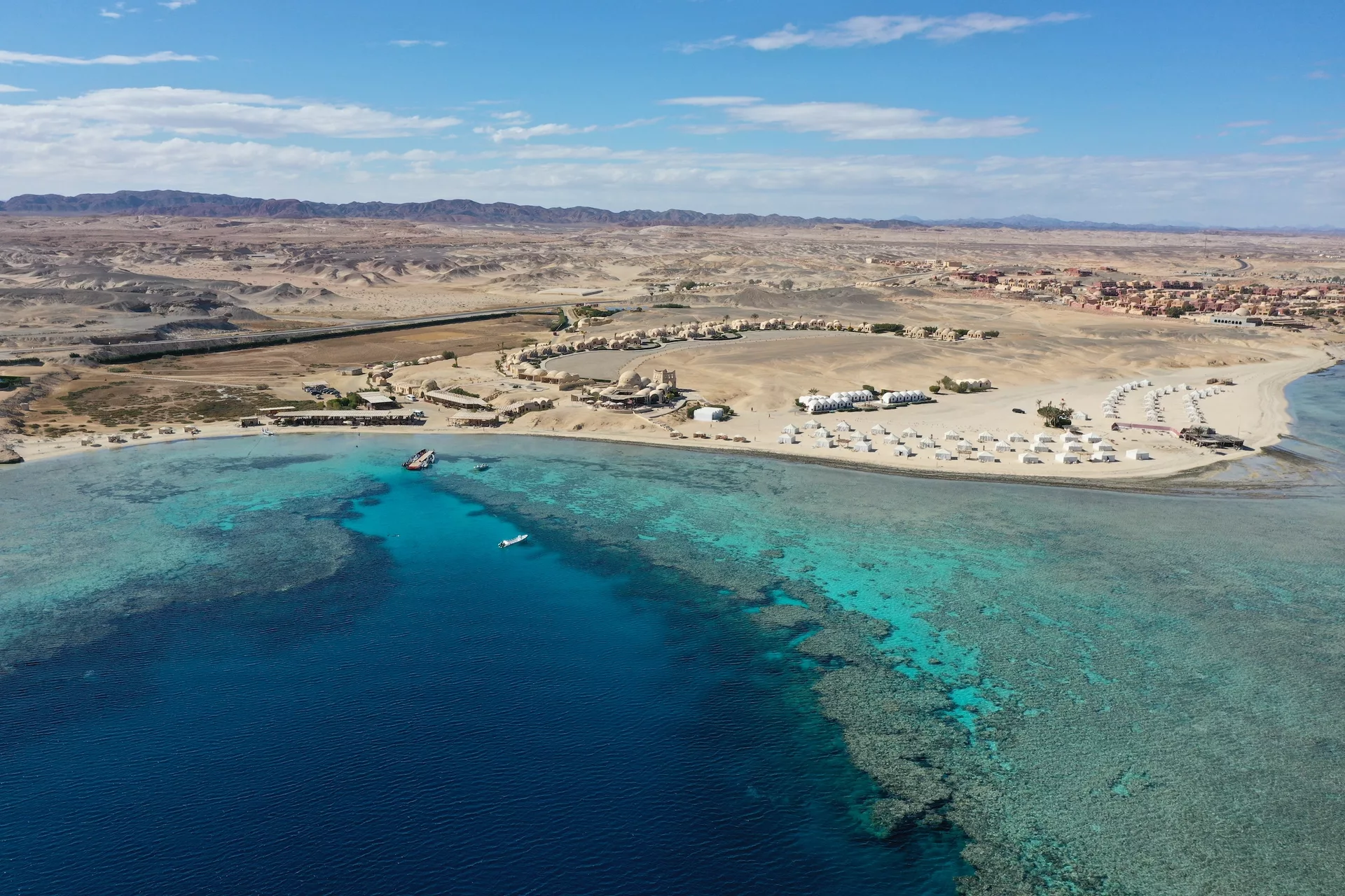 The Best Places To Learn To Dive in the Middle East